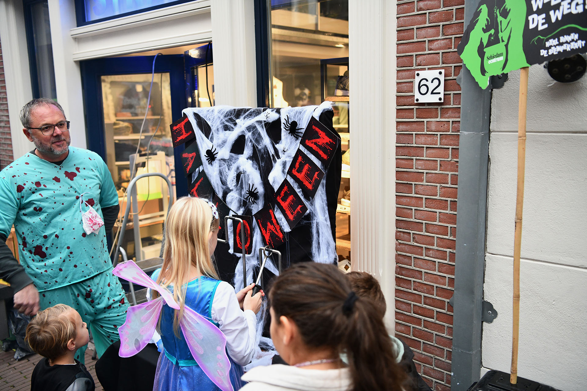 Mega geslaagd Halloween op de Hoogstraat - Schiedam Centrum